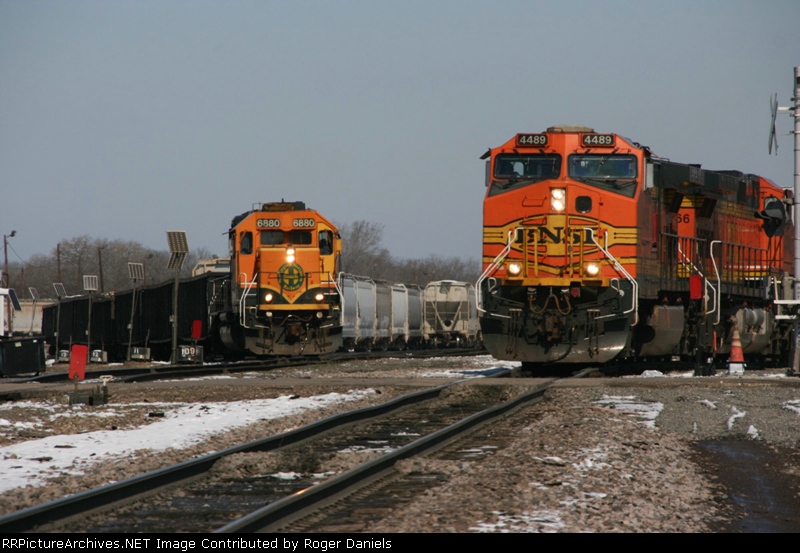 BNSF 4489